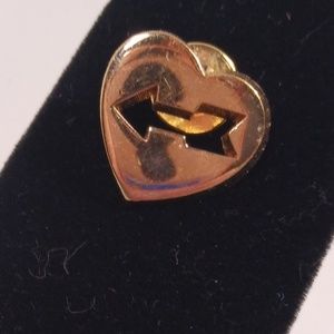 Avon | Jewelry | Pin Avon Gold Heart Arrow Vintage Brooch | Poshmark